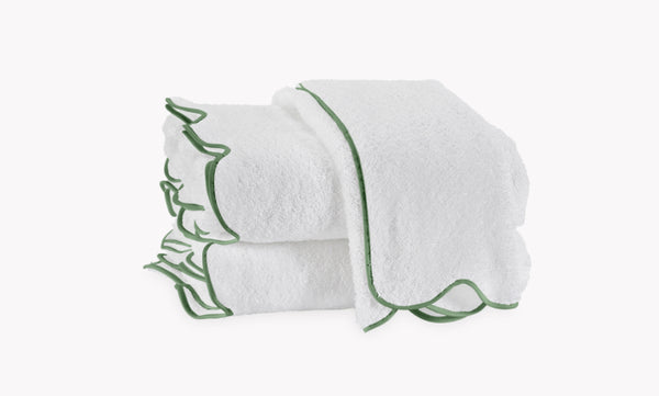 Cairo Scallop Hand Towel Palm - Park Place Midtown